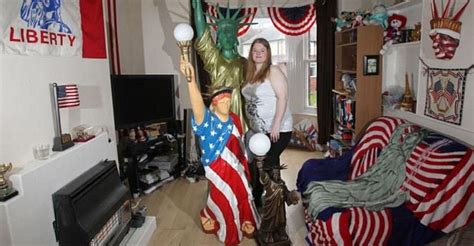 10 Individuals Who Are Madly In Love With Inanimate Objects