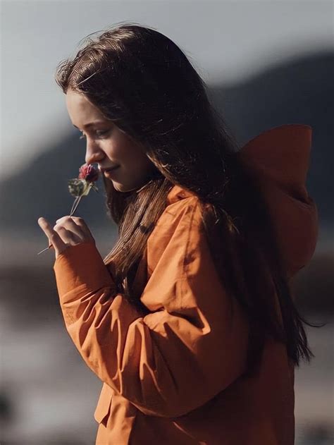 Sigrid R Sigridpicturegroup