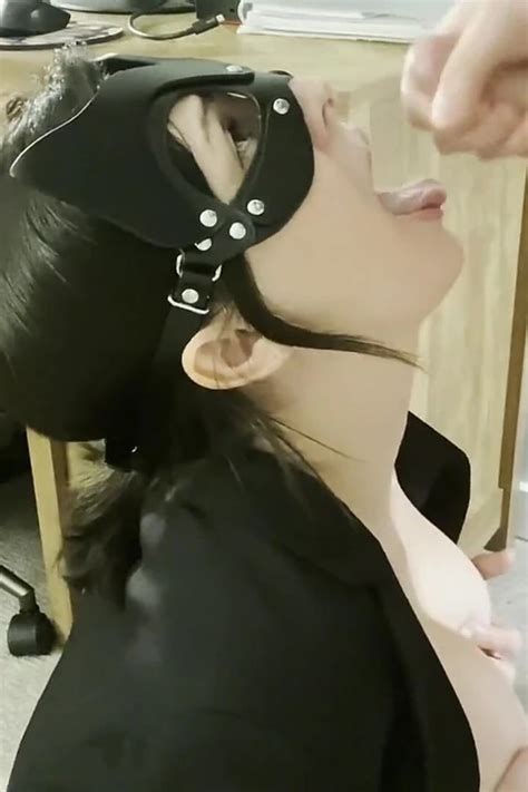 Naughty Secretary Sucks Boss Cock To Get A Big Promotion And An Even Bigger Facial Xhamster