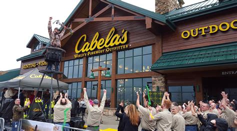 Bass Pro Agrees To Acquire Cabelas Sgb Media Online