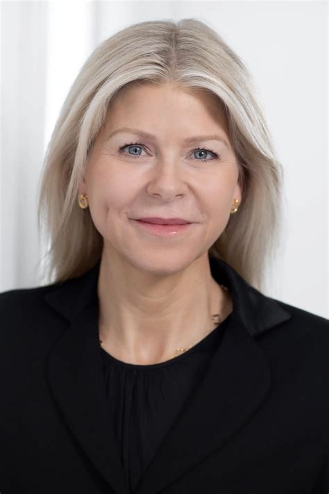 Emma Sumner 1 Hare Court