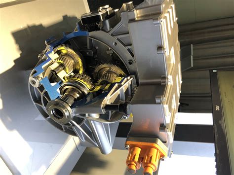 舍弗勒schaeffler轮毂电机和三合一电驱系统展会实拍照片36张