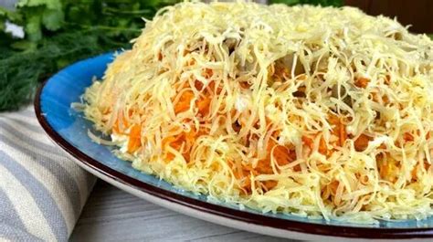 Салат Охотничий приготовила его на праздничный стол и все мои подруги и их мужья просили