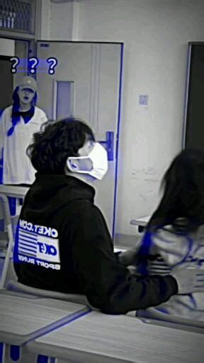 Halil Fidan adlı kullanıcının Kaydettiklerim panosundaki Pin Yıldızların altında Aktör Şarkılar