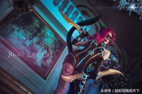 王者榮耀：暗夜貓娘阿軻cos 性感女殺來了！ 每日頭條