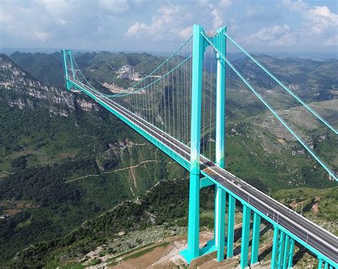 Huajiang Canyon Bridge Simple English Wikipedia The Free Encyclopedia