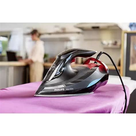 Buy Żelazko parowe 3000 W z technologią OptimalTEMP GC5039/30 online ...