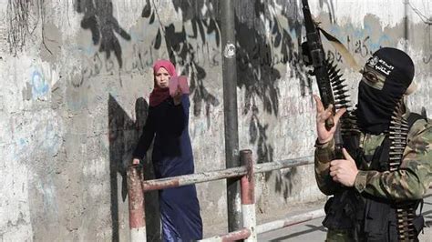 La Policía Israelí Mata A Un Palestino Que Intentó Apuñalar A Un Agente