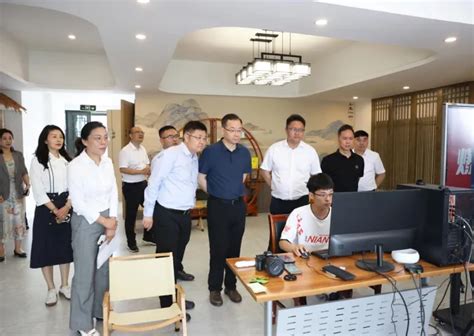 市人大常委会副主任、翠屏区委书记兰宏彬调研四川省茶业集团农文旅基地建设工作