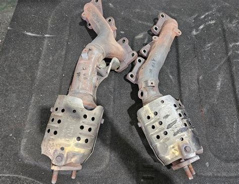 현대 제네시스쿠페 젠쿱 38 순정매니폴더 순정촉매 팝니다 세컨웨어헬로마켓