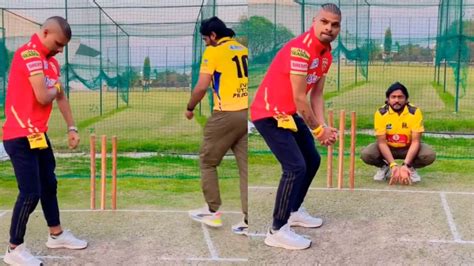 Watch Fake Ms Dhoni Does Hilarious Mimicry Of Csk Captain The