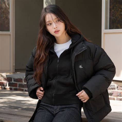 하니 착용 여성 숏랭스 스탠드 카라 푸퍼 다운 재킷 J224676 Beh 감도 깊은 취향 셀렉트샵 29cm