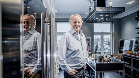 På Kjøkkenbenken Med Eyvind Hellstrøm God Mat Fører Til God Sex Godt No