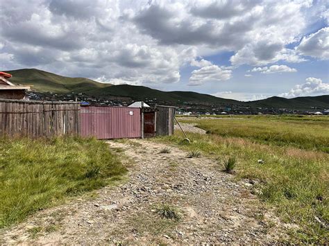 Үерийн бүсэд буусан айлууд Нүүнэ нүүхгүй Nio Mn