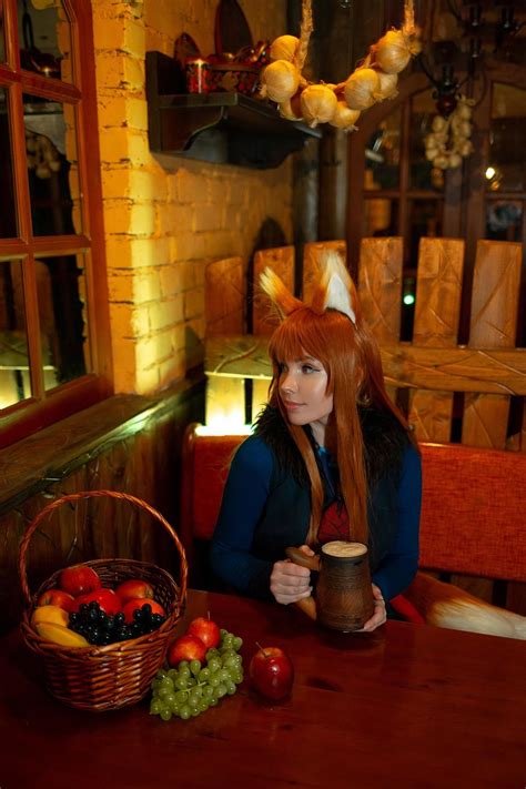 Cosplay Horo Spice And Wolf By Naoko Hime Rholo