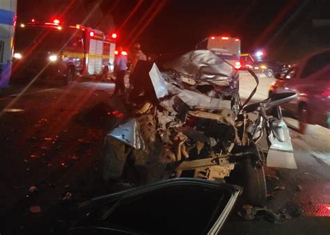 Portal Caparaó Motorista morre e passageira fica ferida em acidente