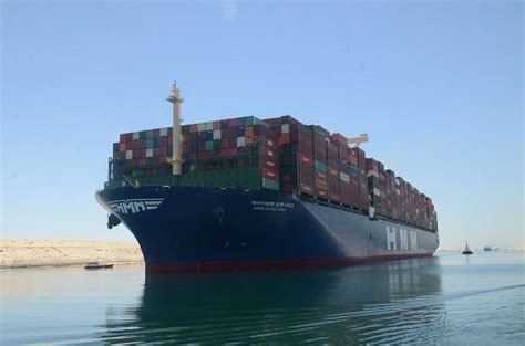 Worlds Largest Containership Sails Through The Suez Canal Al Sindbad