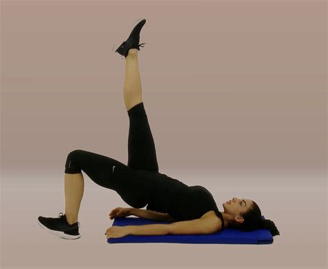 Entrenamiento De Glúteos El Video De Los 5 Ejercicios Para Lograr Firmeza Y Volumen Infobae