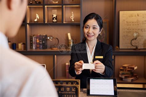 快捷酒店前台女服务员形象高清图片下载 正版图片 摄图网