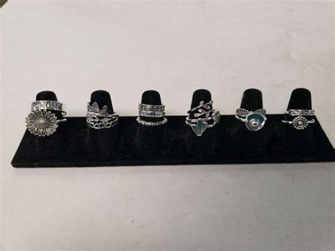 15 Silvertone Ladies Rings Various Sizes Trice Auctions