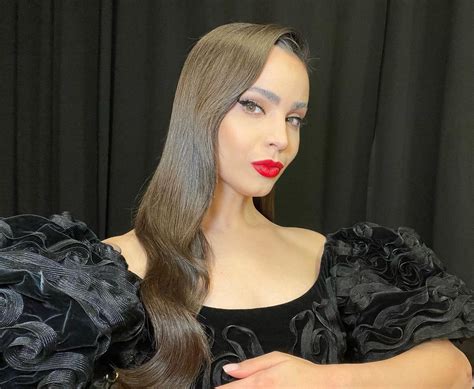 Sofia Carson лучшие фото 2024