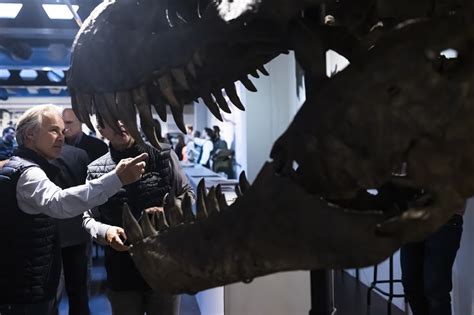 T Rex Skeleton Fetches More Than 6 Million At Auction Abs Cbn News