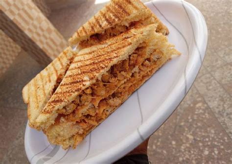 Spicy Chicken Sandwich Recipe By Chef Fasma Cookpad