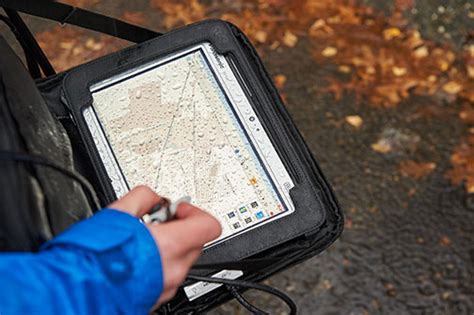 RSA500 系列实时频谱分析仪 Tektronix