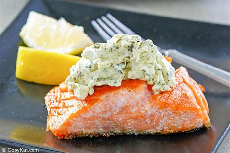 Pan Fried Salmon With Pesto Cream Cheese Sauce Copykat Recipes