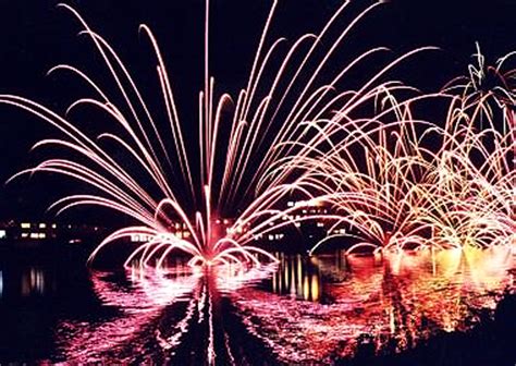 咲花温泉水中花火大会 イベント咲花温泉旅館協同組合