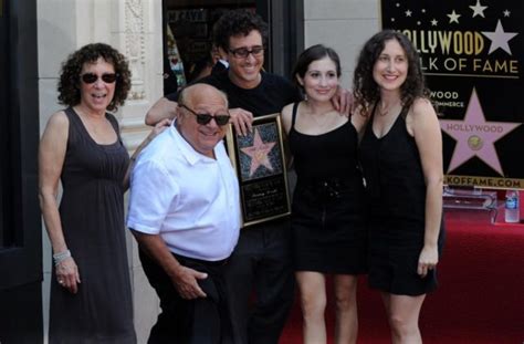 Lucy Devito Bio Height Age And Personal Life Of Danny Devitos Daughter