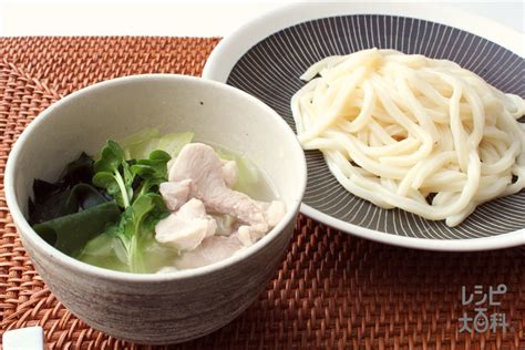 鶏だし仕立てのあっさりつけうどんのレシピ・作り方・献立｜レシピ大百科（レシピ・料理）｜【味の素パーク】 うどんや鶏もも肉を使った料理