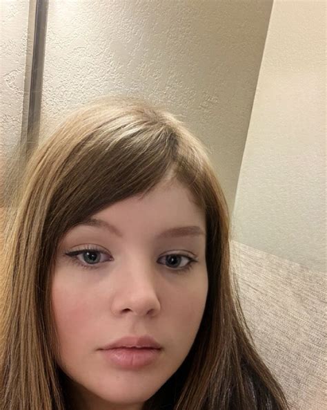 Brianna On Twitter Felt Cute Might Delete Later 😸 Facereveal