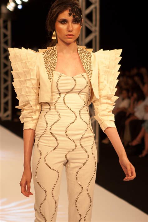 Novos Estilistas Pernambucanos Exibem Looks Sobre O Agreste Em Desfile