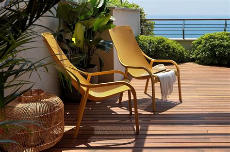 Net Lounge: Modern Alternative to the Traditional Outdoor Armchair