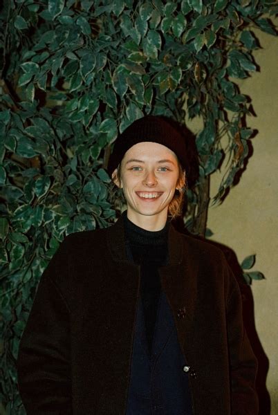 თინა დალაქიშვილის “გარდა იმისა” At