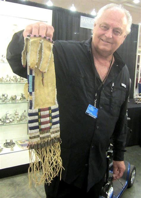 Pin By Andrzej Gussmann On Cheyenne Parfleche Native American Regalia Beaded Pouch Beaded Bags