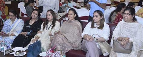 Members Of Victory Club Enjoyed Mehfil E Qawwali महफिल ए कव्वाली का