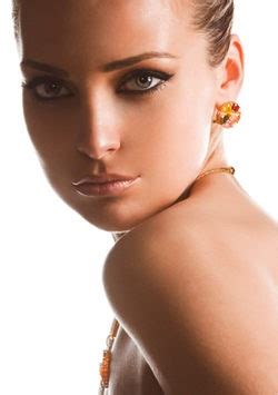 Trucos De Maquillaje Para Disimular Los Ojos Saltones Bekia Belleza