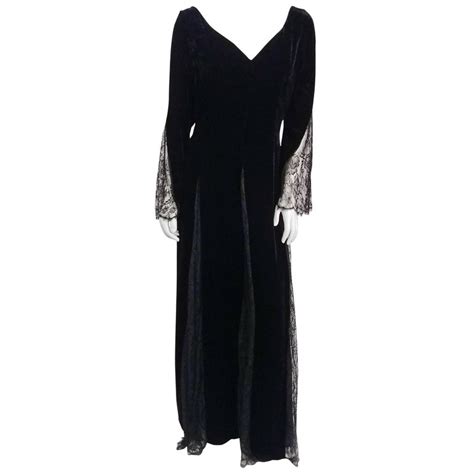 1980s Bill Blass Black Velvet Gown W Lace Detail For Sale At 1stdibs