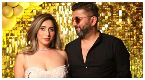 Neha Bhasin Not Keen On Embracing Motherhood Says ‘i Want To Have An