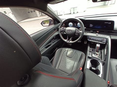 신차드라이브 날쌘 데일리카 현대 아반떼 N라인 전자신문