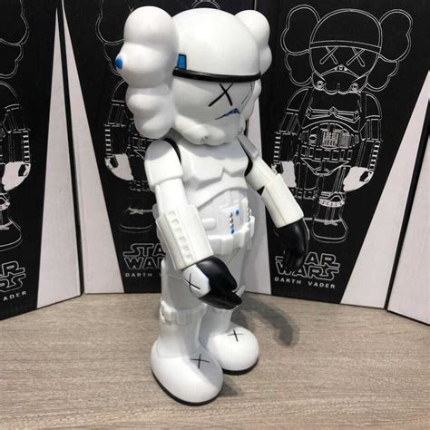 Игрушка Kaws Star War Stormtrooper 400 Action Figure With 1 899 грн