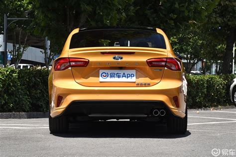 【福克斯三厢 Ecoboost 180 St Line正后水平图片 汽车图片大全】 易车