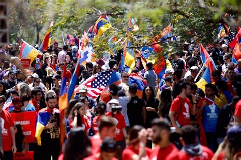 Marchers Commemorate 102nd Anniversary Of Armenian Genocide Los