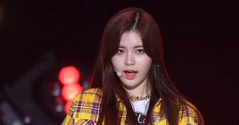 포토 구구단 소이 도도한 눈빛에 시선강탈~
