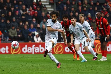 محمد صلاح يهدر ركلة جزاء لفريق ليفربول أمام بورنموث يلاكورة