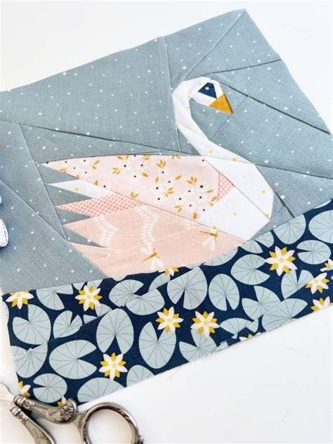 Swan Quilt Flamingo Quilt Pattern Swan Quilt Block Swan Quilt Block