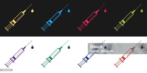 바늘과 드롭 아이콘흑백 으로 의료 주사기를 설정합니다 백신 예방 접종 주사 독감 주사에 대한 주사기 기호 벡터 건강 진단에 대한