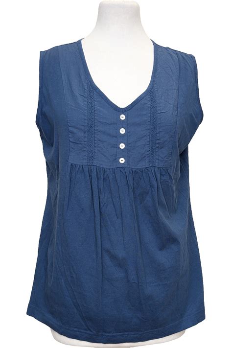 Tops Et T Shirts Zamba Taille 42 Xl Seconde Main Friperie En Ligne